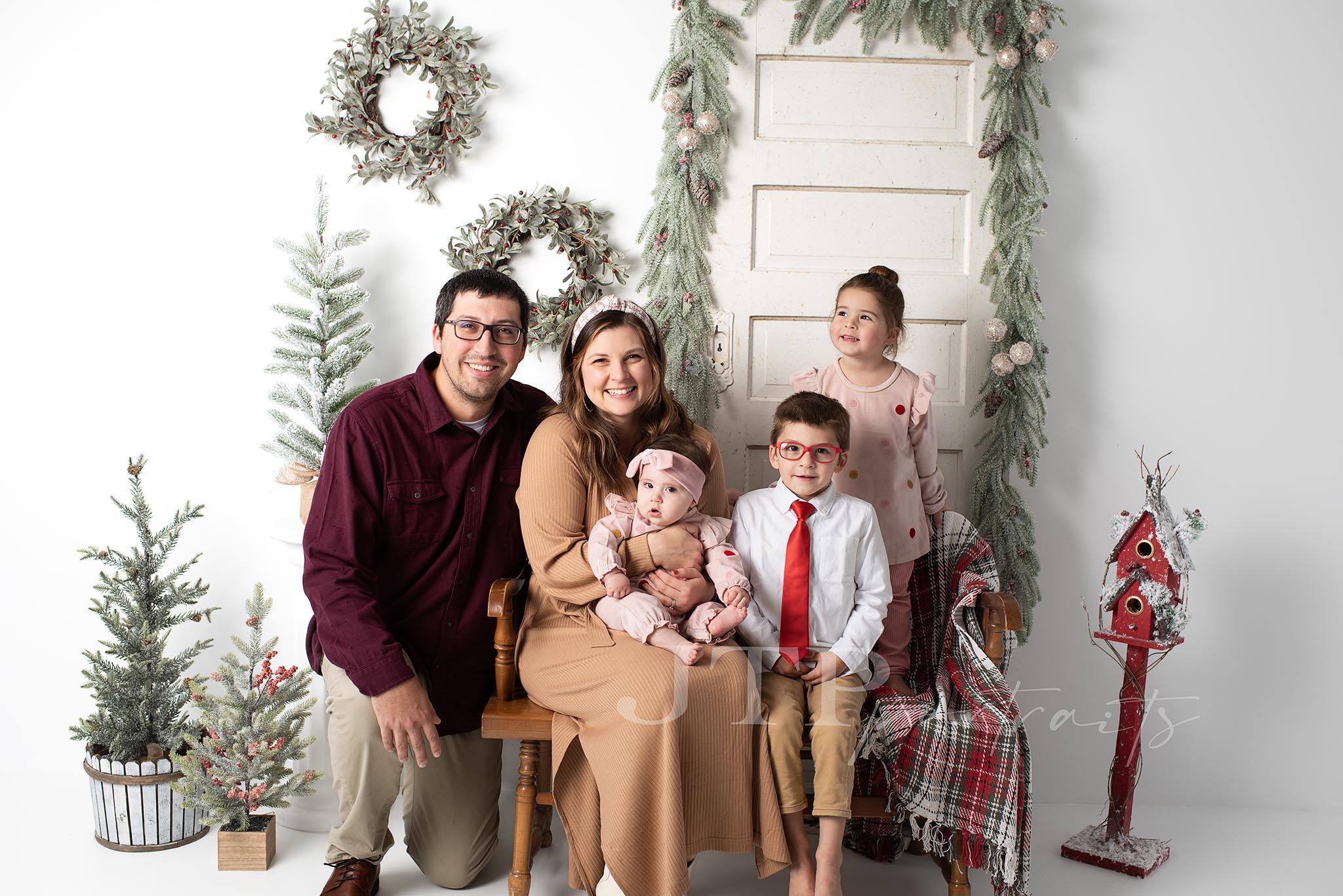 Christmas Gallery – Esary - Jessica Tanner Photography